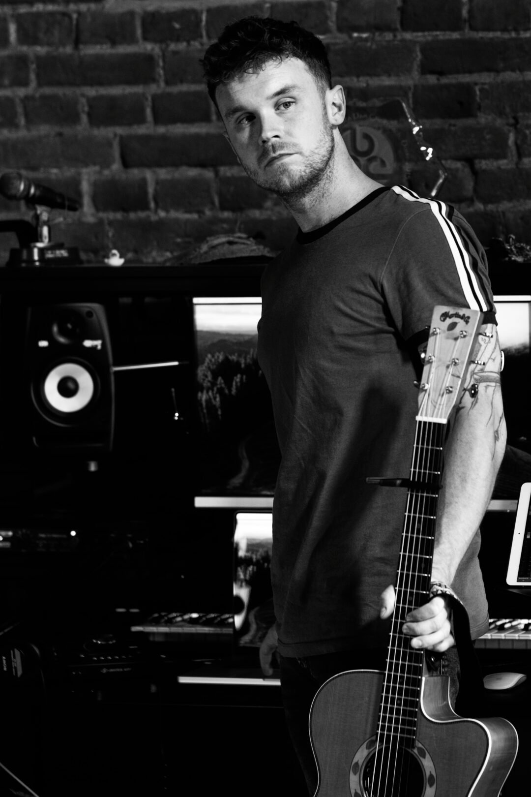 Sam Kelly Talks New Album, His Voice And More
